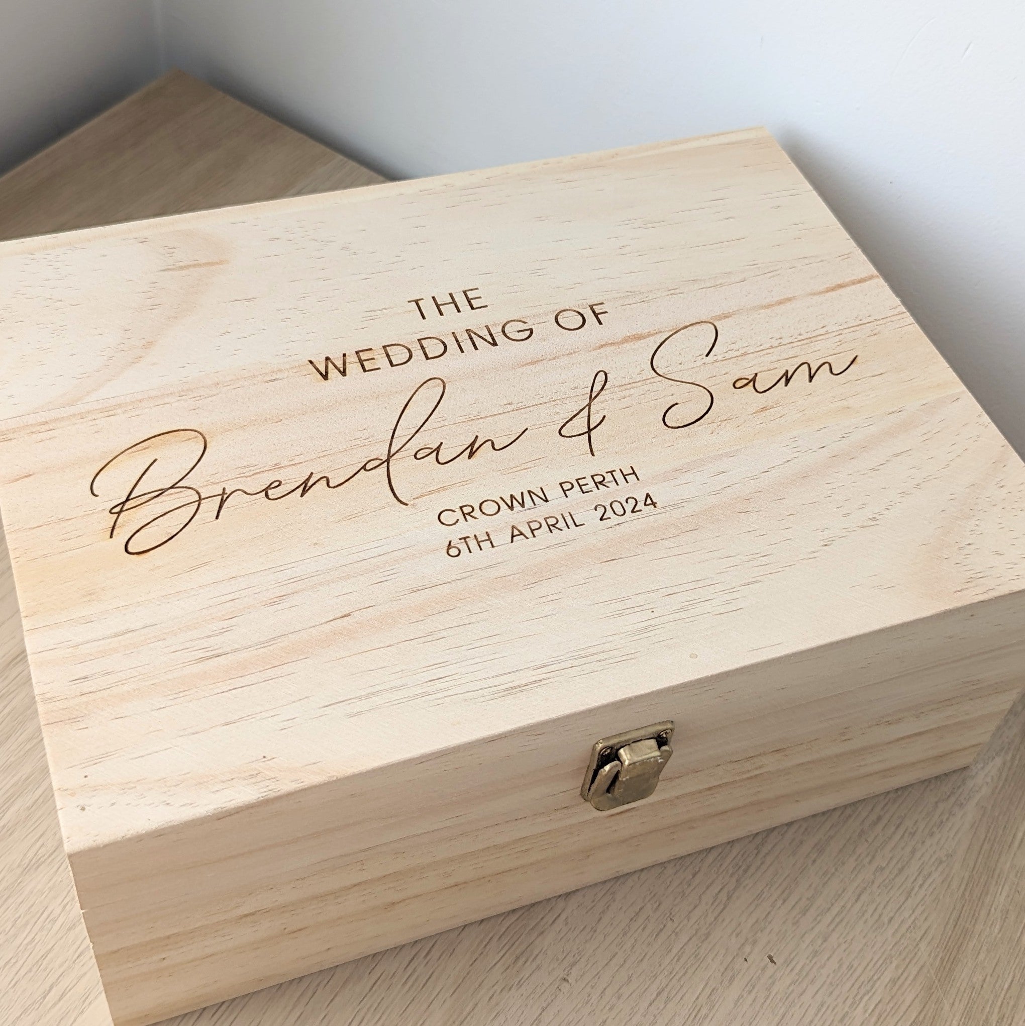 Wedding keepsake box 60 photos - Astyledwedding.com